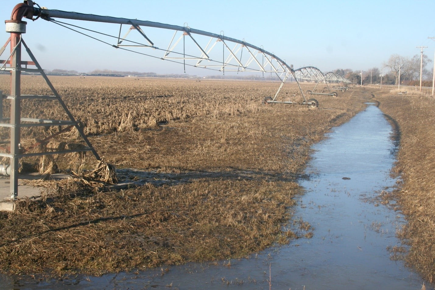 Irrigation Systems Types and Benefits - Info Hut